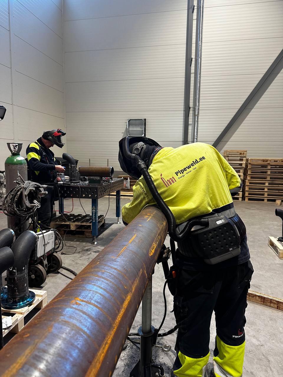 Industrial piping contractor with 22 years of pipework experience